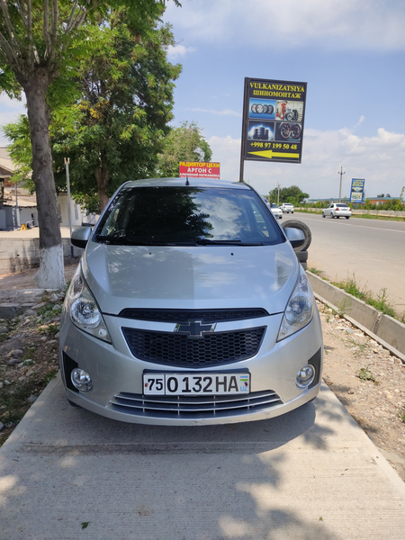 Spark 1 ,2011 ,120000 km
