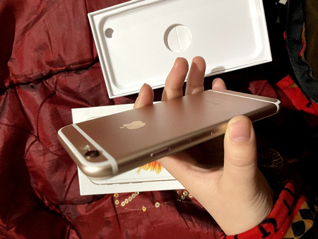Айфон 6s коробка документ.