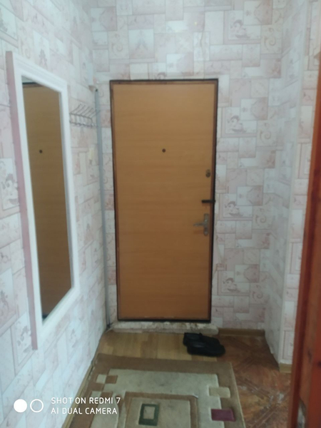 Юнусабад 14  1/3/4 Балкон 2*6  300  у.е.\\nДепозит 100 у.е