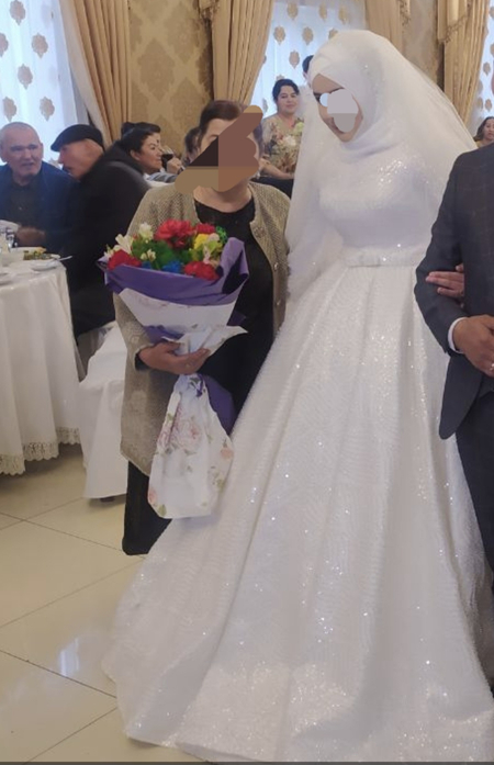 52 54 56 razmerlarigayam keladigan kelin ko’ynak