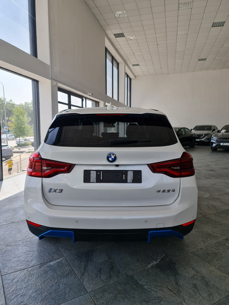 BMW IX3 Xdrive 620км