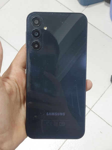 Samsung s24 4G 6/128 ideal