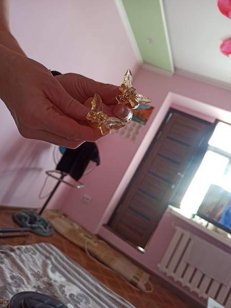 Сумка и заколки новое