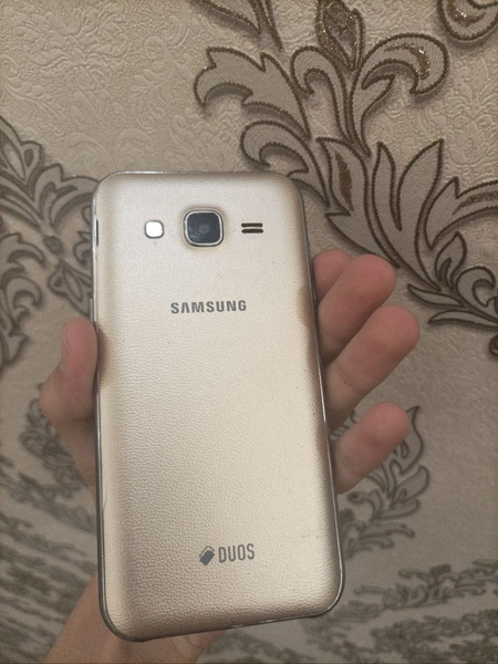 Samsung j2 srochna sotlad