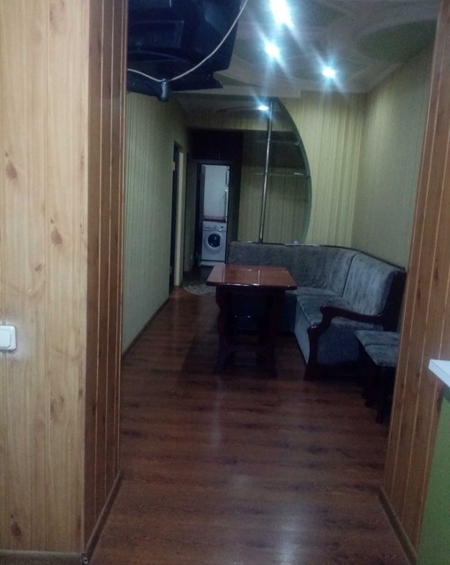 Продам 3х комн на Юнус Абаде 18. Кирпич 77 серия