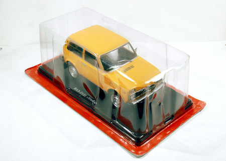 БОЛЬШАЯ игрушечная модель: Москвич-427 и другие в масштабе 1:24