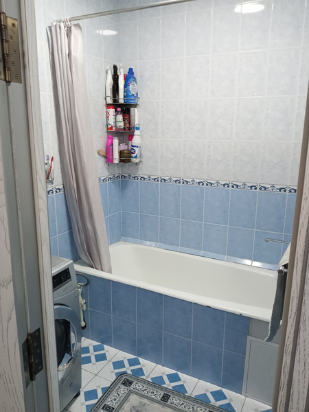 Продам Юнусабад 19, вдоль бетонки,с ремонтом 67 000 ус.ед.с уступкой..