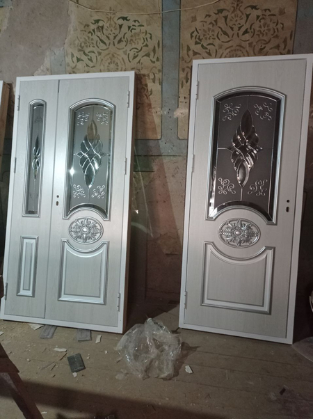 Mdf eshiklarimizga 5 yil garantiya zaqas orqali  yasaymiz