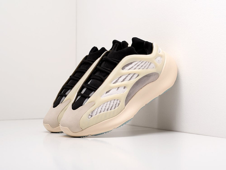 Кроссовки Adidas yeezy 700 оригинал