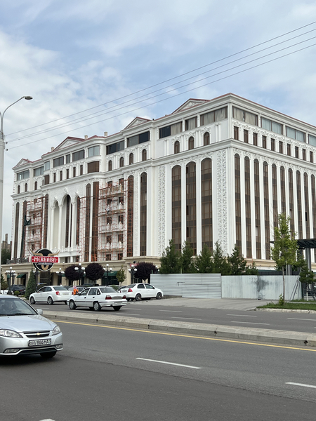 Travertin xizmatlari Iqboltoga ustalari