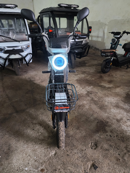 AVALON MOTORS  elektron motorollar va elektron skuterlar