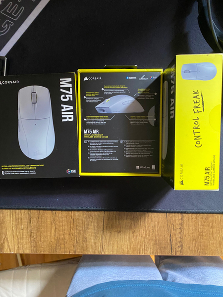 Corsair M75 AIR Wireless Ultra Lightweight Gaming Mouse