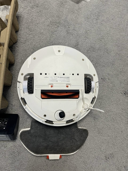Продаётся робот пылесос Xiaomi Robot Vacuum S10