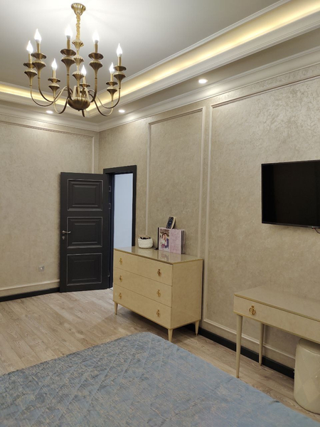Продаётся на М.Горького новостройка 3ком