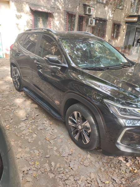 Tracker 2 premier 2023