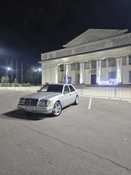 Mercedes Benz w124