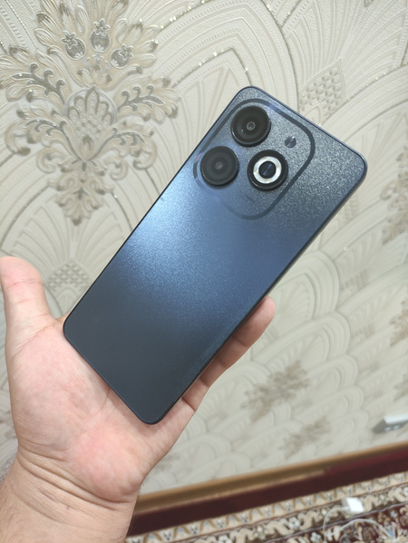 Infinix Smart 8 Ideal holatda 4/64gb