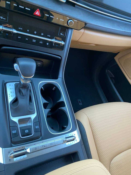 Kia Carnival Yilik 8% da halol nasiya savdoda sotib oling