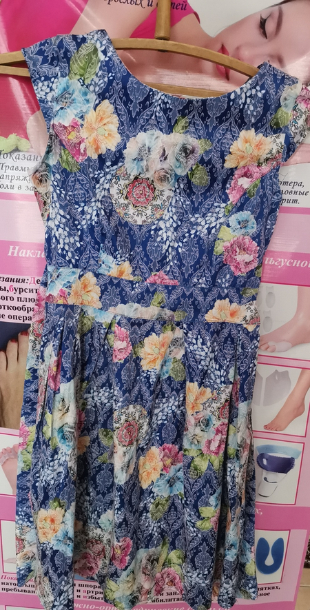 Продаётся платье 2шт