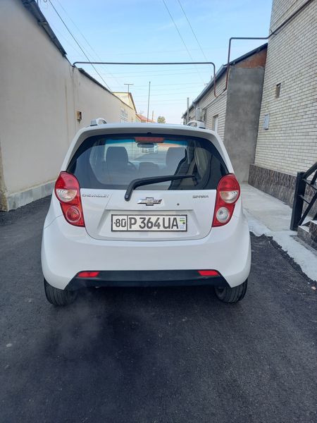 Chevrolet Spark 3-pozitsiya