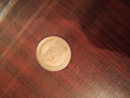 Tanga 25 yillik 25som va 5som