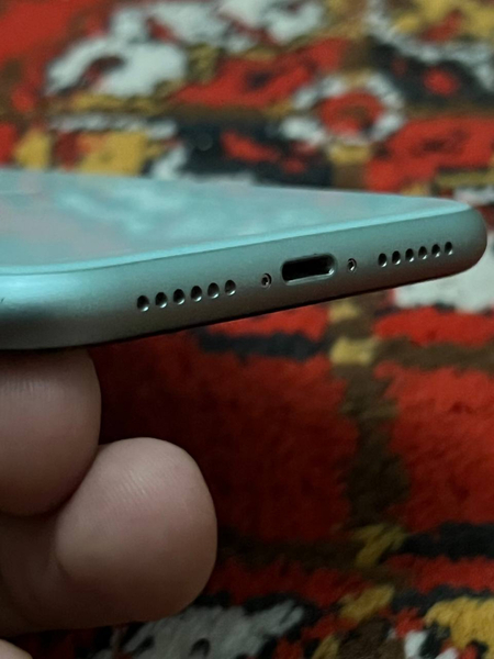 iphone 11. 128 gb