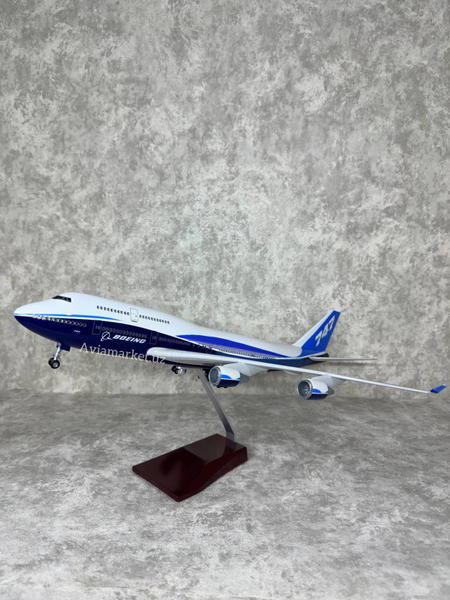 Самолет модель BOEING-747 с LED подсветкой отдичный подарок Авиатору