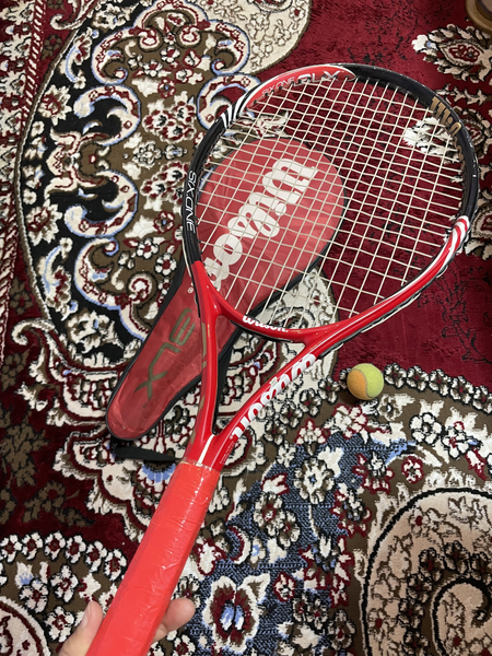 Tenis 3 ta koptokchasi bilan sotiladi