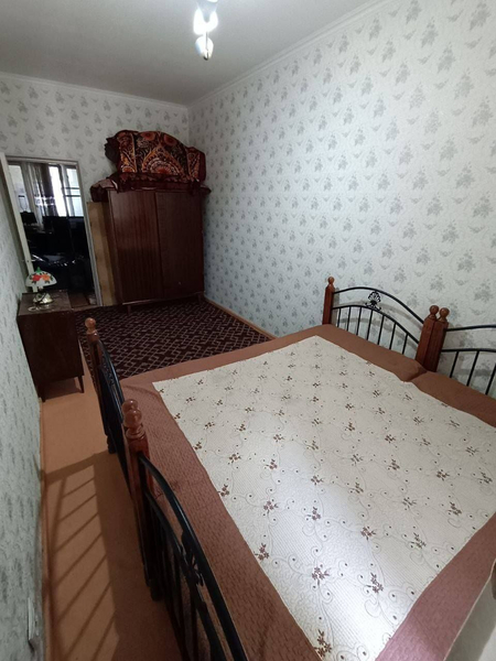 Продаётся Чиланзар 9 2 комн. 3этаж. Балкон 1,5*6.