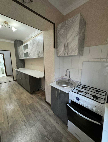 Срочно продается квартира на Ганге , метро 50 метров  , 2-х комнатная