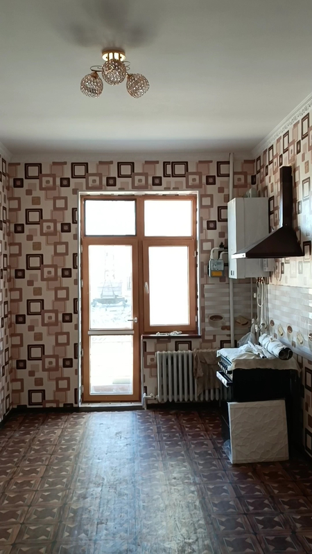 Kvartira sotiladi
