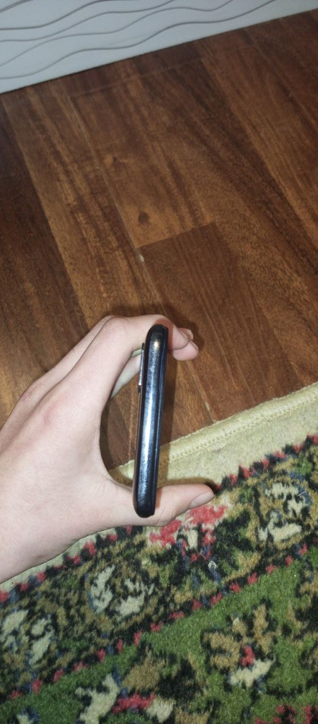 Tecno POVA 2 ekran singan