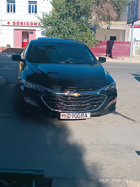 Malibu  2 turbo 2020 йил 12 декабрь3600 км юргани 365 млн келишамиз