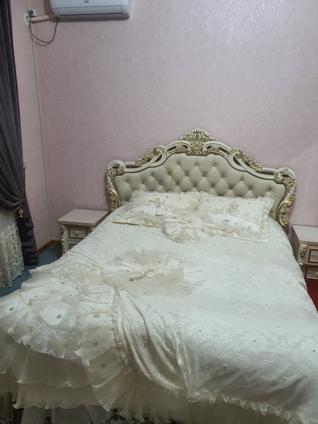 Покрывал номер один