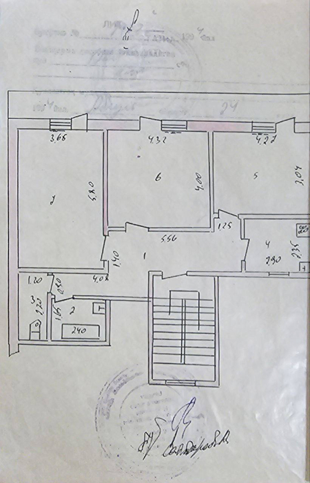 Продам квартиру 3/3/4/95м2 Чиланзар 20 квартал Поликлиника 35
