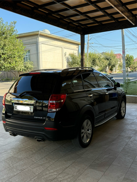 Captiva 4 qora LTZ