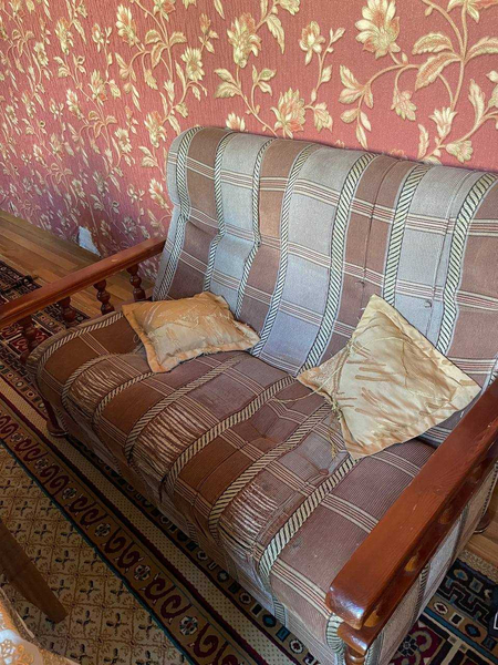 Продам старую мебель
