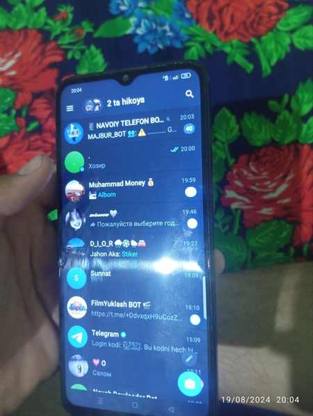 Oppo A77 s sotiladi
