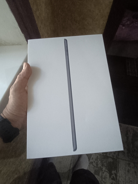 Ipad 9  64 giga shokolad sostayaniy