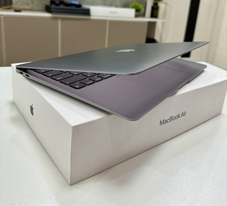Macbook Air M1 8/256GB 93% идеал