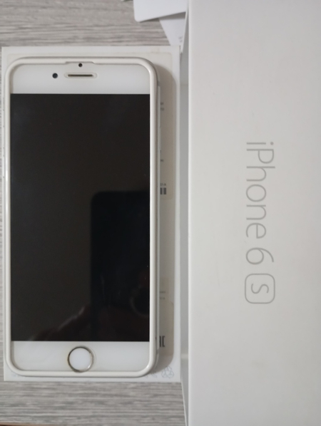 iPhone  6s  32Гб