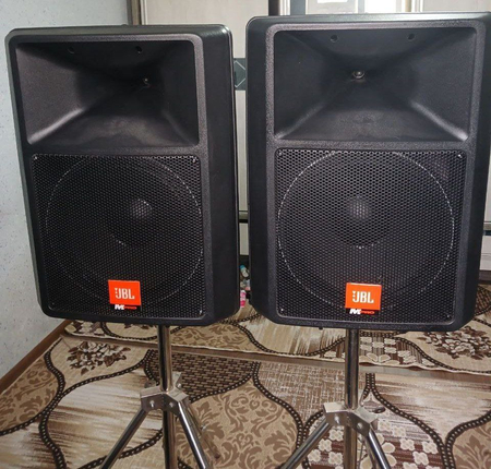 JBL пластмасса калонка динамик