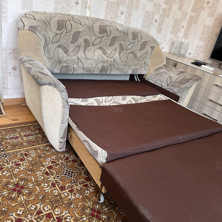 Диван на две персоны