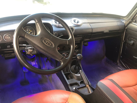 2001-yil Vaz 21 06 sotiladi