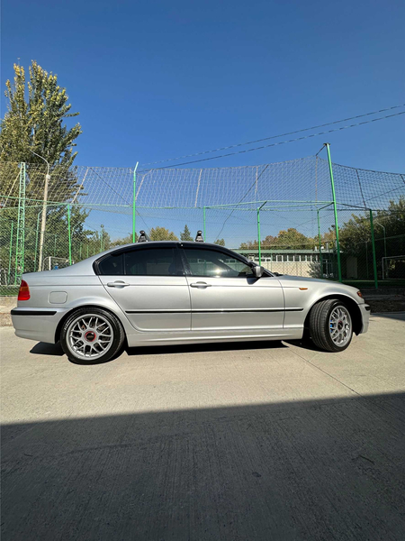 BMW E46 - 320 - 2001 год рестайлинг, 360,000км-механика. 14,000уе