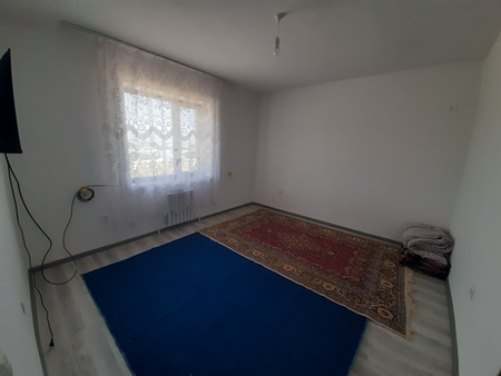 Ijaraka kvartira bor 2 xonali Boysunda
