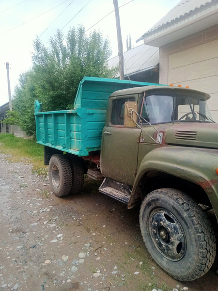 ЗИЛ самосвал 130