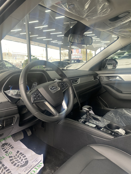 Jac j7 eng baquvvat avtomobil