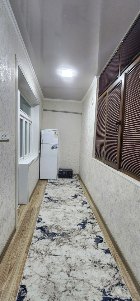 Продаётся однокомнатная квартира Юнусабад 7 квартал. Конечка