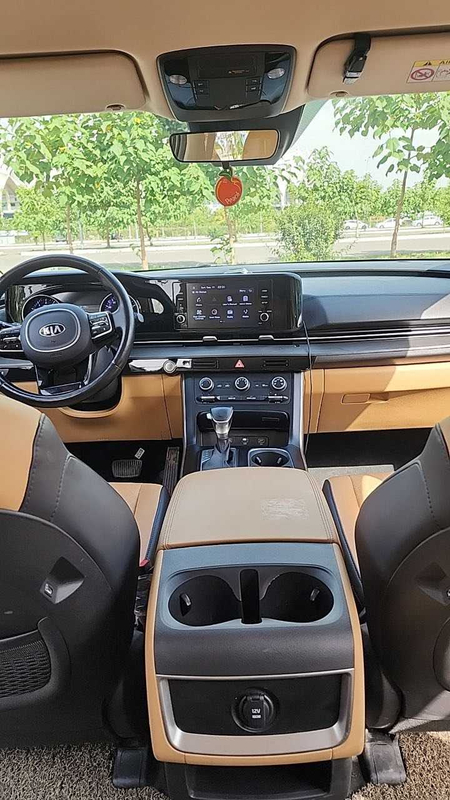 продаётся KIA Carnival